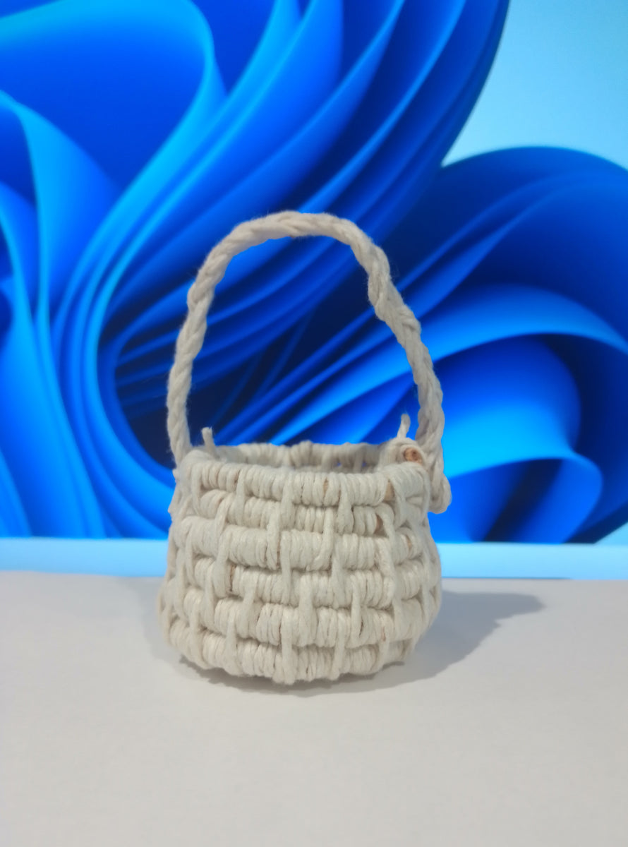 NANCY NONA - Twine Woven Basket – Gab Titui Cultural Centre